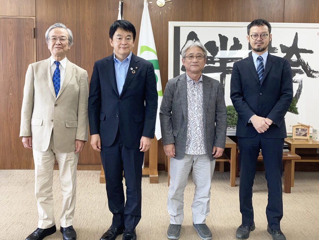 清水勇人さいたま市長へ表敬訪問しました。 | SADECO